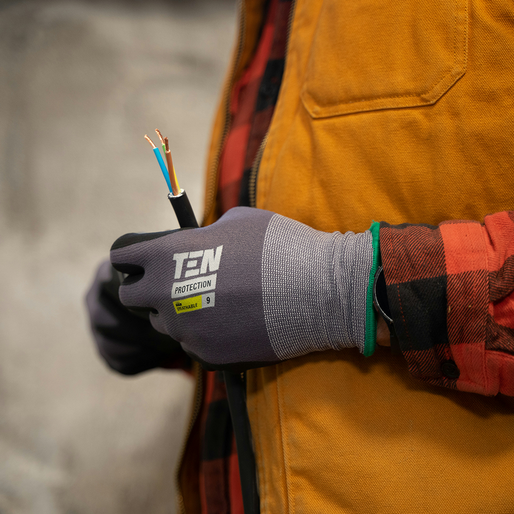 Electrician Uniforms - Konstruct Ltd
